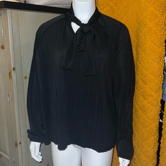 Cable & Gauge | Tops | Cable Gauge Tie Neck Secretary Top | Poshmark